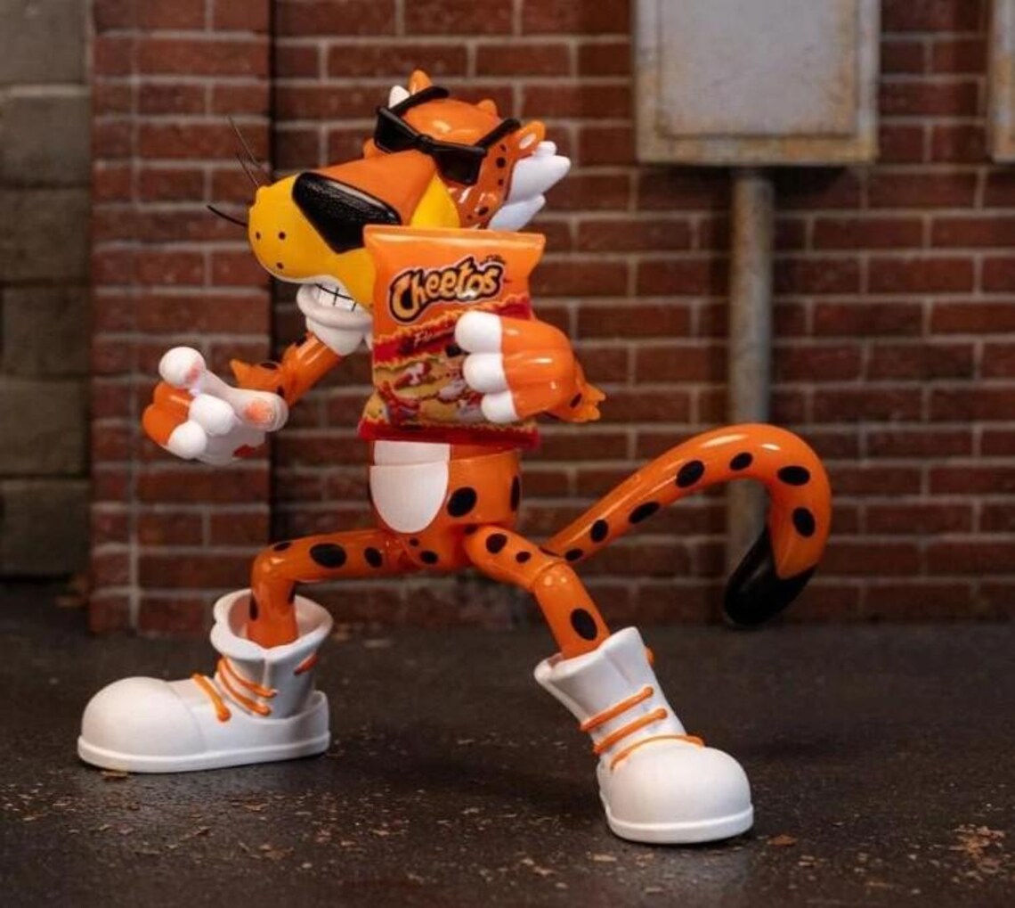 Classic Chip Mascot Chester Cheetah Glow-in-the-dark Action Figure ...