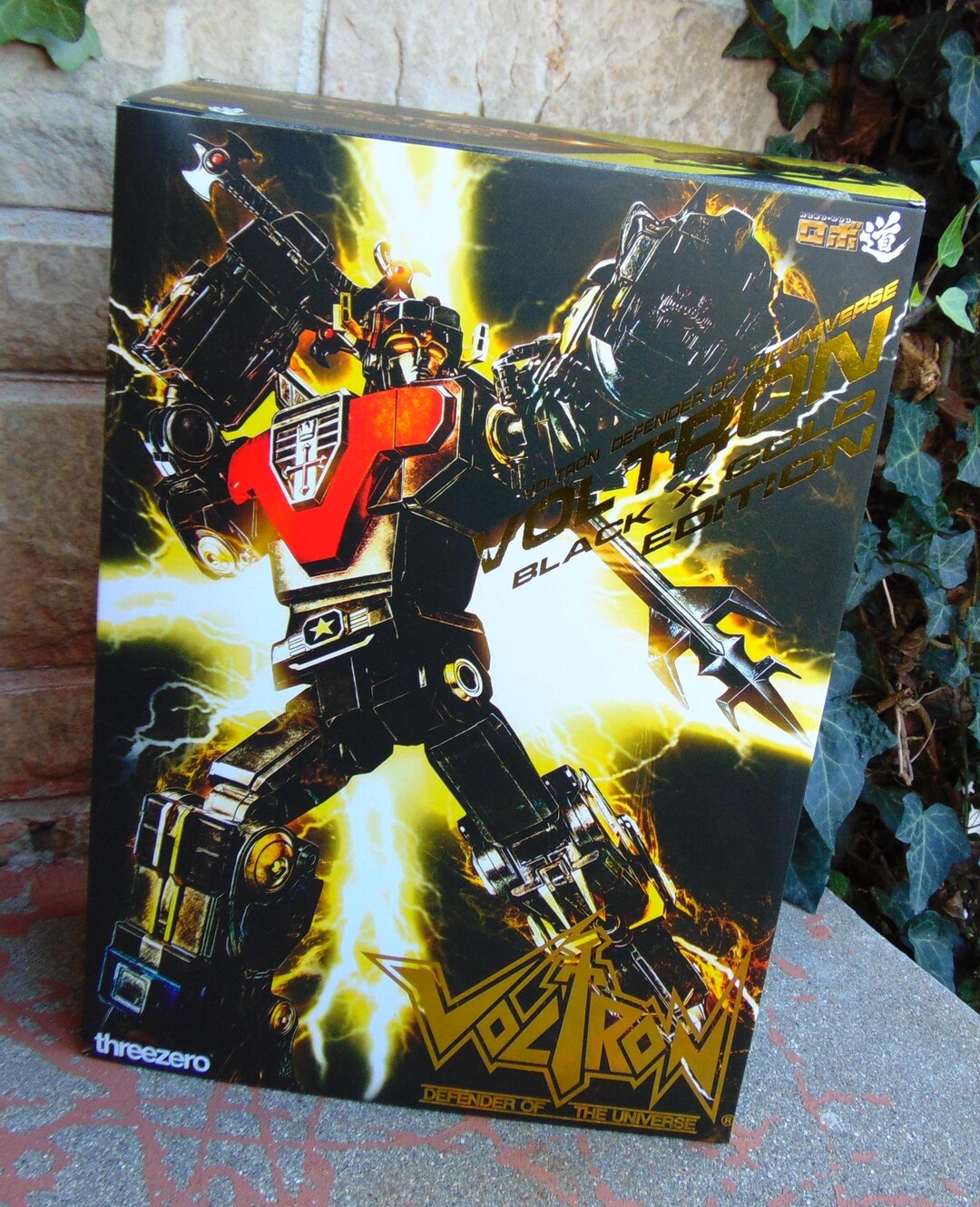 Voltron Special Edition Robo-dou Voltron Black Gold Diecast Metal Lion ...