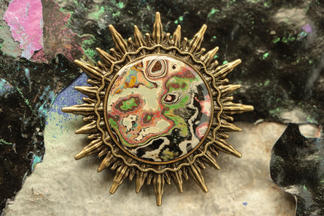 Bronze Starburst Edelstein Graffiti Brosche - Reclaimed Street Art ...