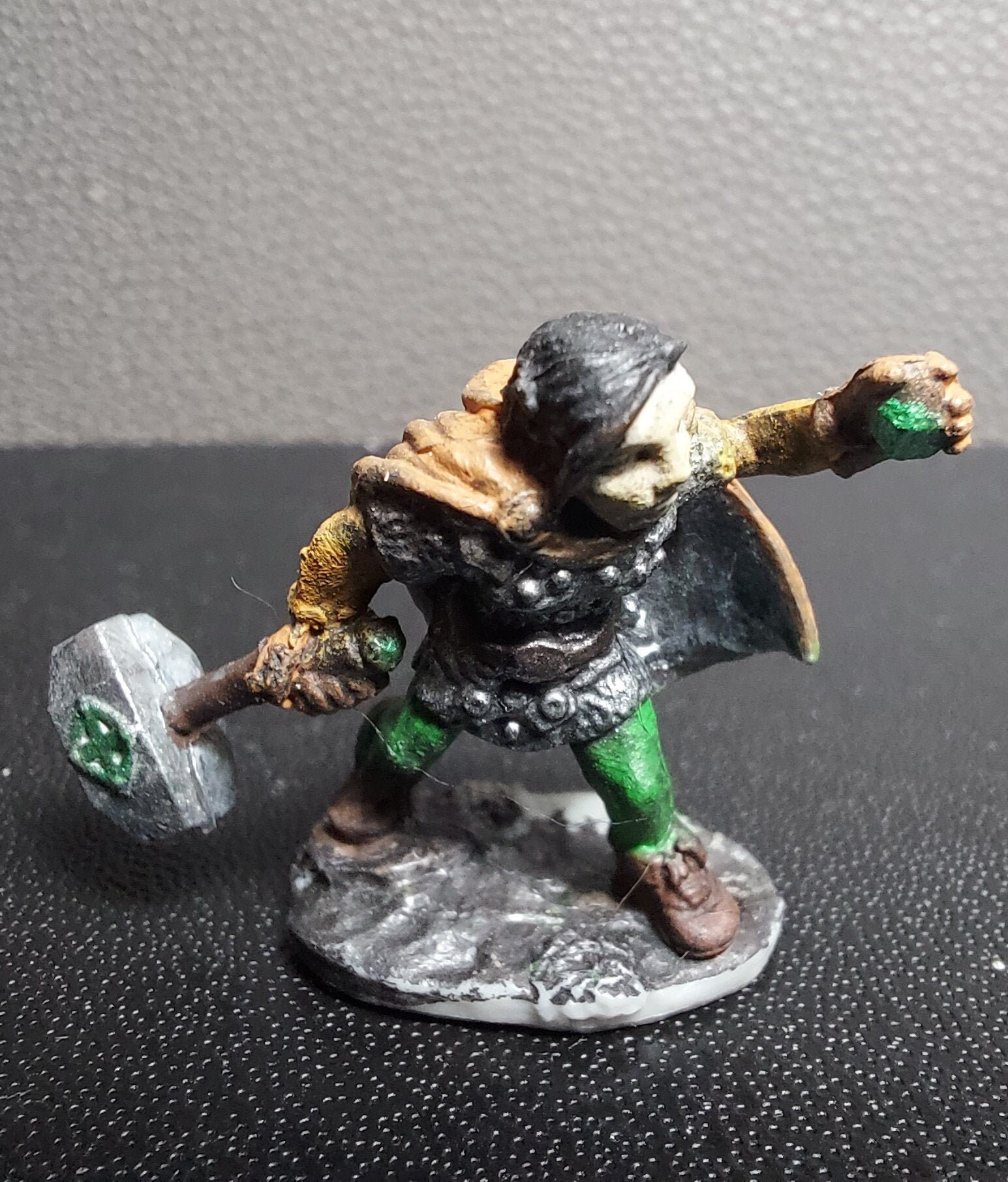 Gnome Hooked Hammer Pathfinder
