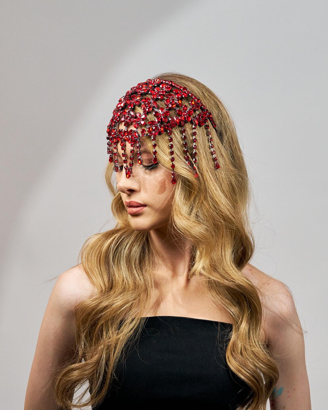 Red Crystal Wedding Veil Jewelry, Luxury Bridal Chain Veil Headband - Etsy