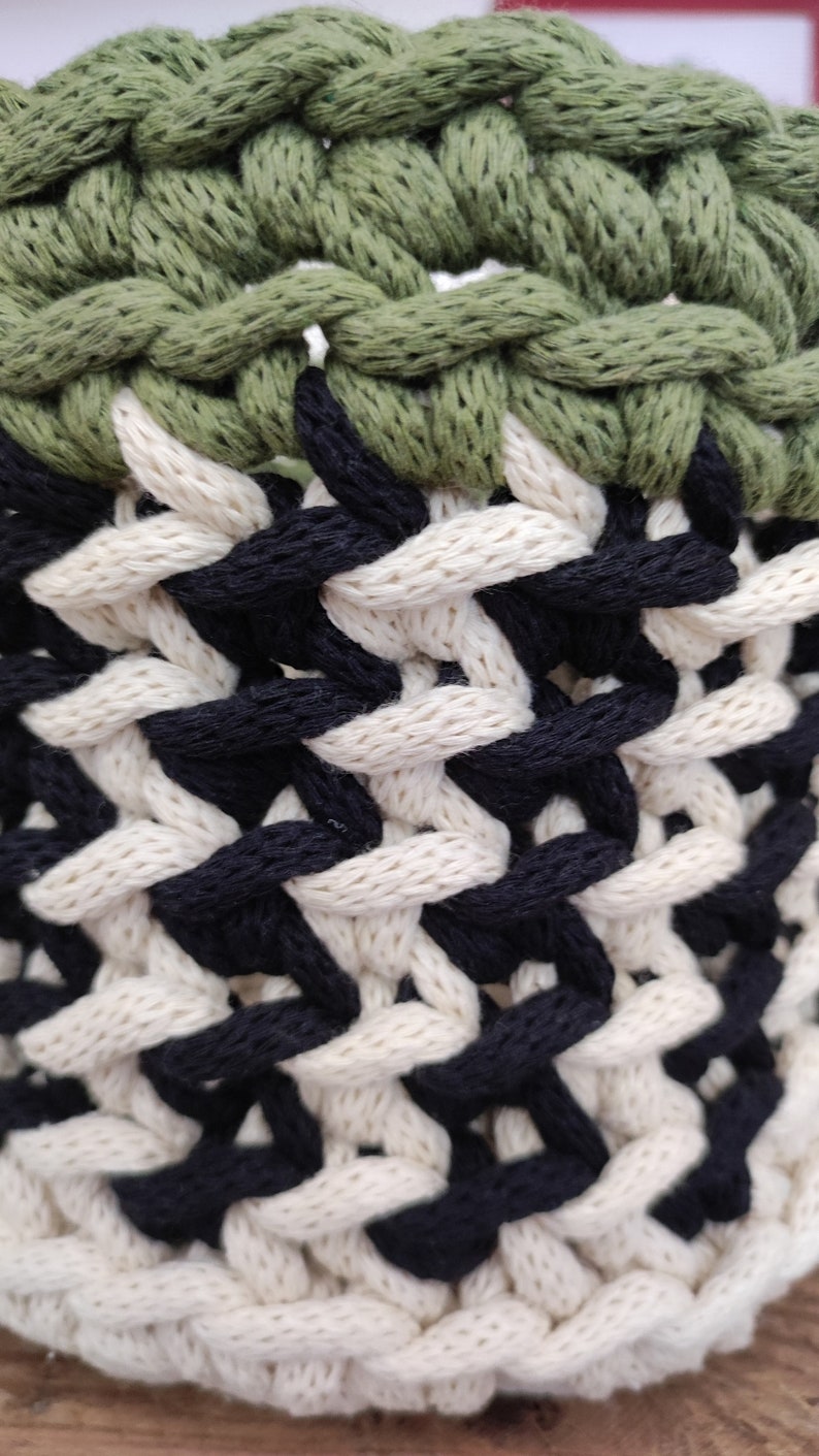 Panier/cache pot au crochet - Etsy France