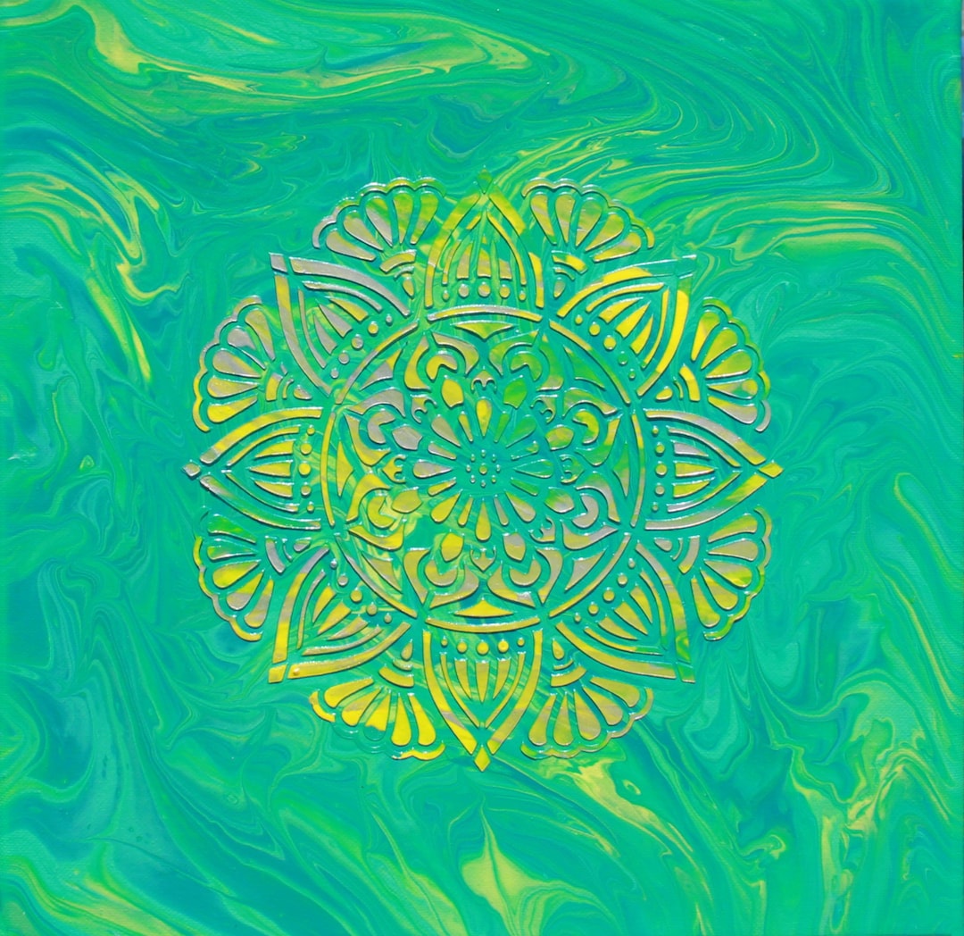 Acrylic Pour With Mandala Stenciling - Etsy
