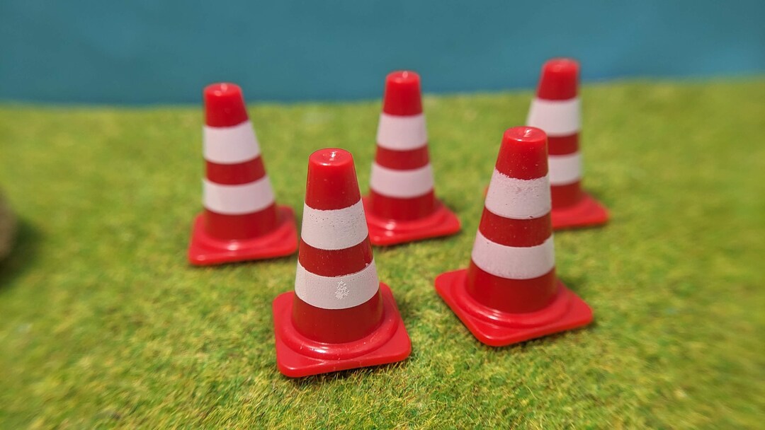 Pack of 5 Gnome Pylons for Gnome Construction Site Construction Site ...
