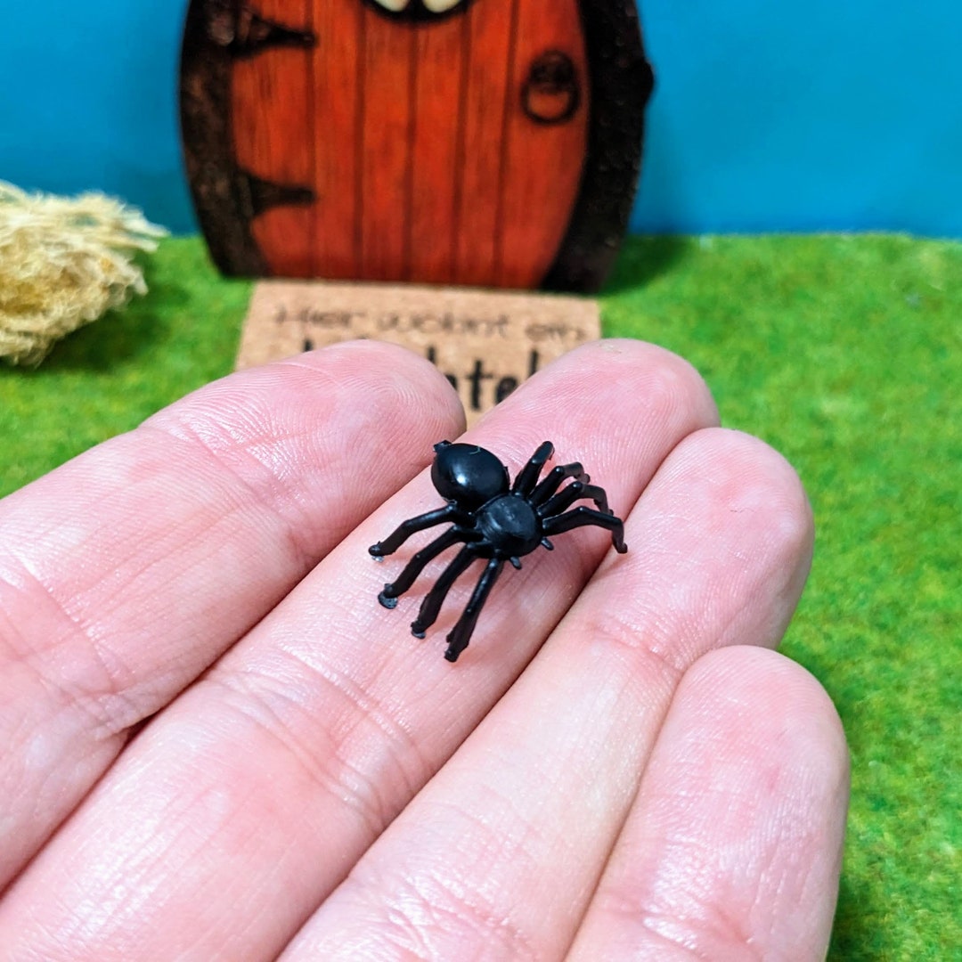 Mini Spider for Secret Santa Pranks or as an Accessory for - Etsy