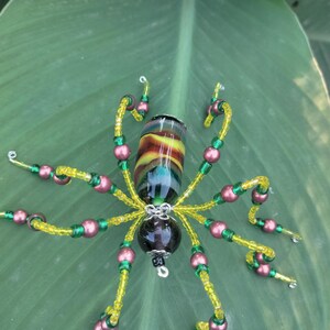Handmade Wire Spider Sculpture Using Glass, Acrylic, and Seed Beads - Etsy