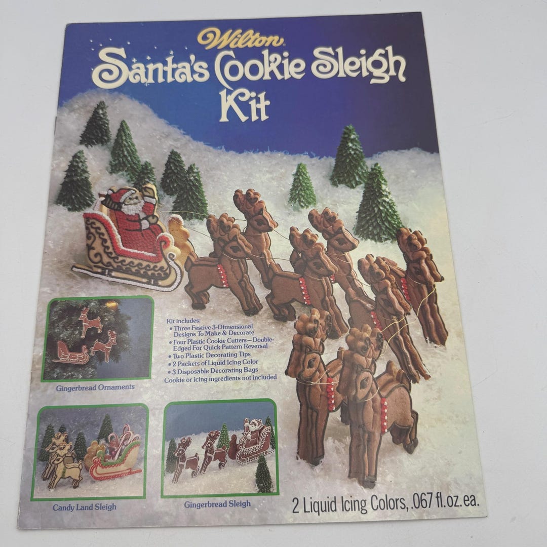 Wilton Santas Cookie Sleigh Instructions 3D Design Christmas Baking Fun ...