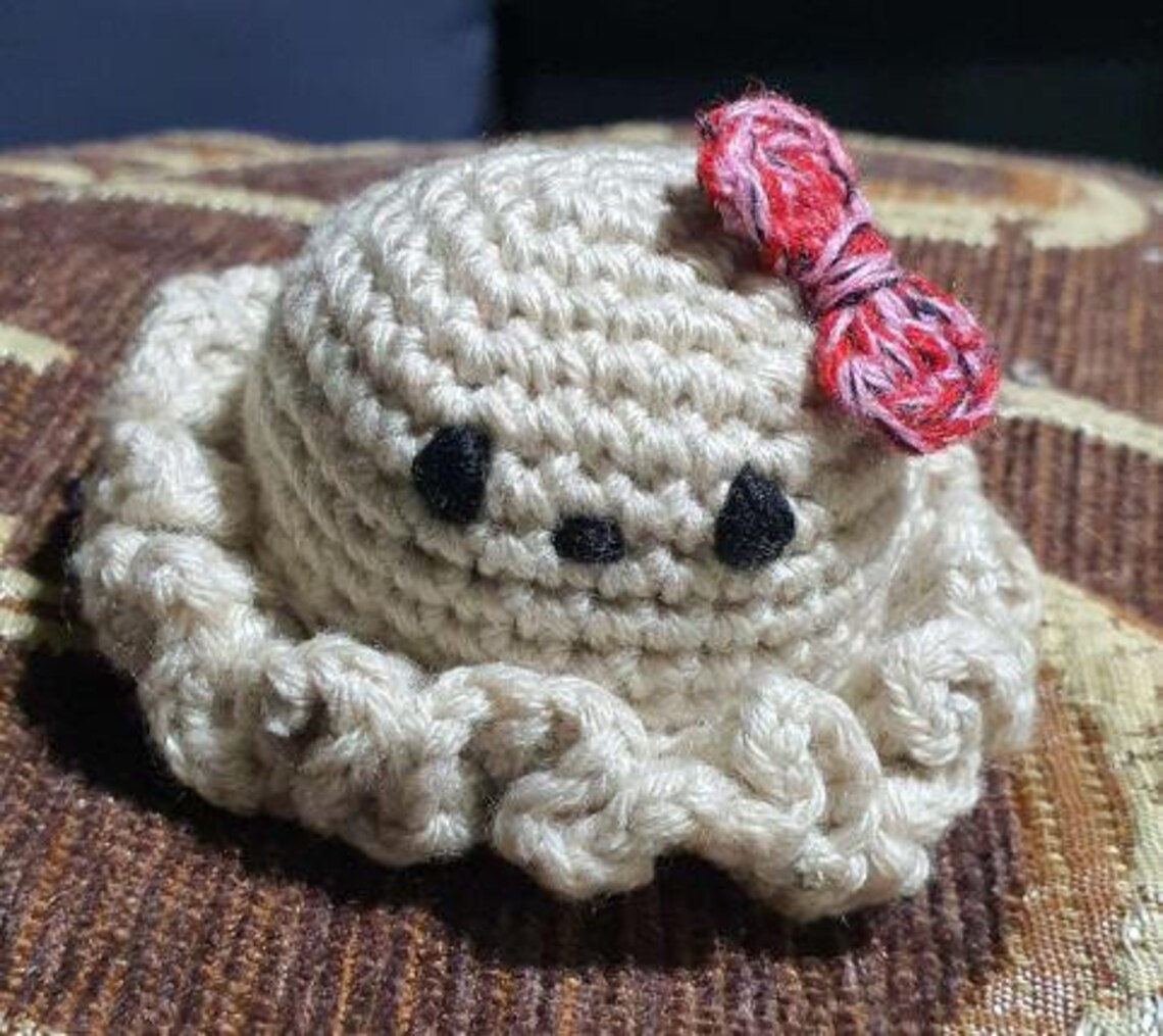 Ophelia the Octopus Crochet Pattern - Etsy