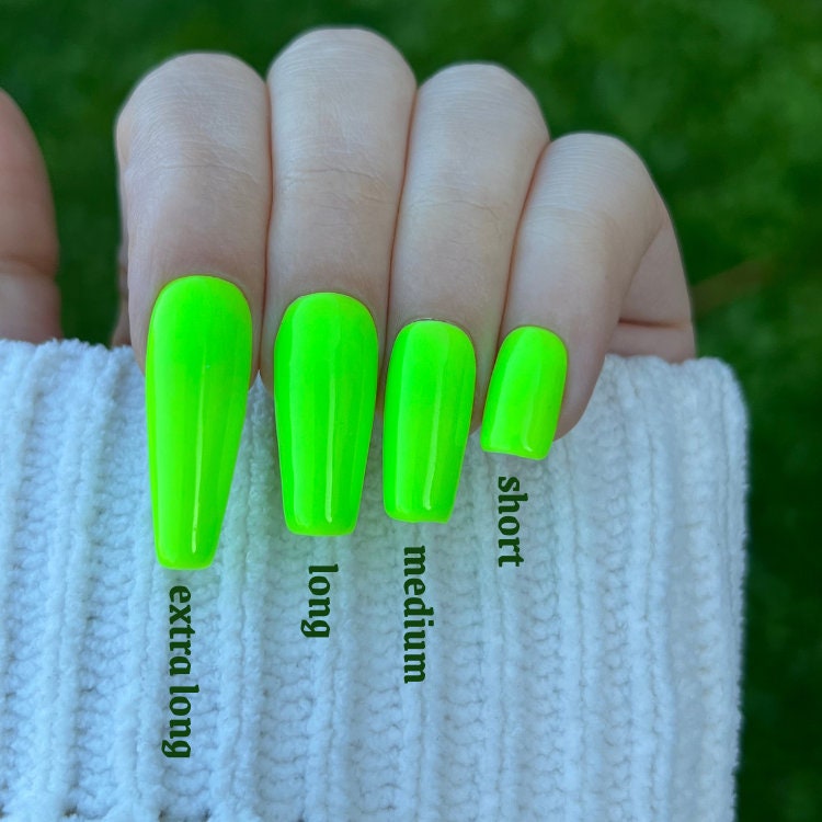Ecco2k PXE Press on Nails Drain Gang Star Dangle Nail - Etsy Australia