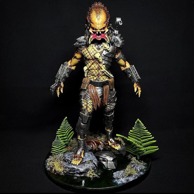 Predator Sculpture - Etsy