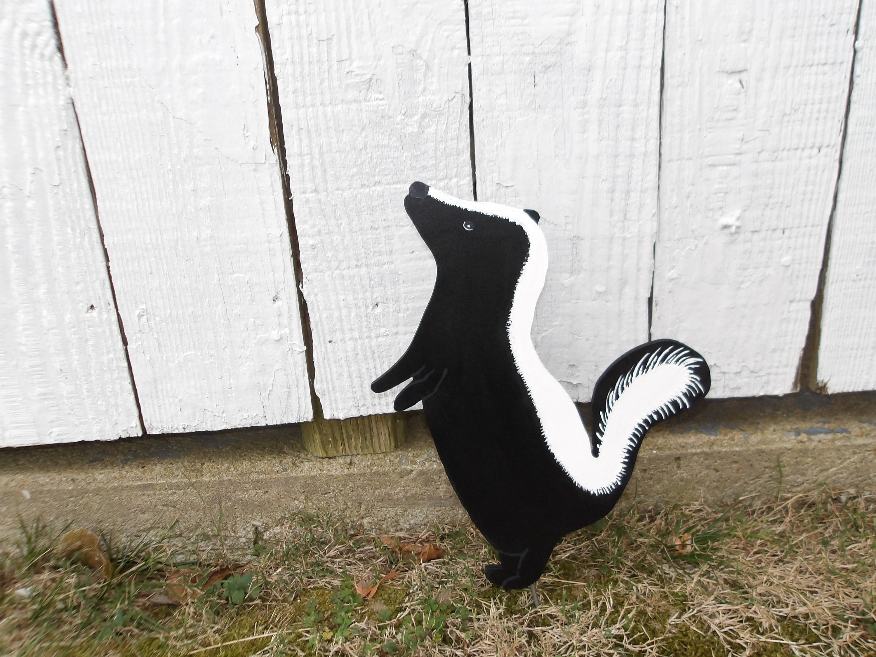 Skunk Yard Stake Wood Outdoor Decoration - Etsy