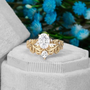 Oval Cottagecore Moissanite Engagement Ring Set princess Cut - Etsy