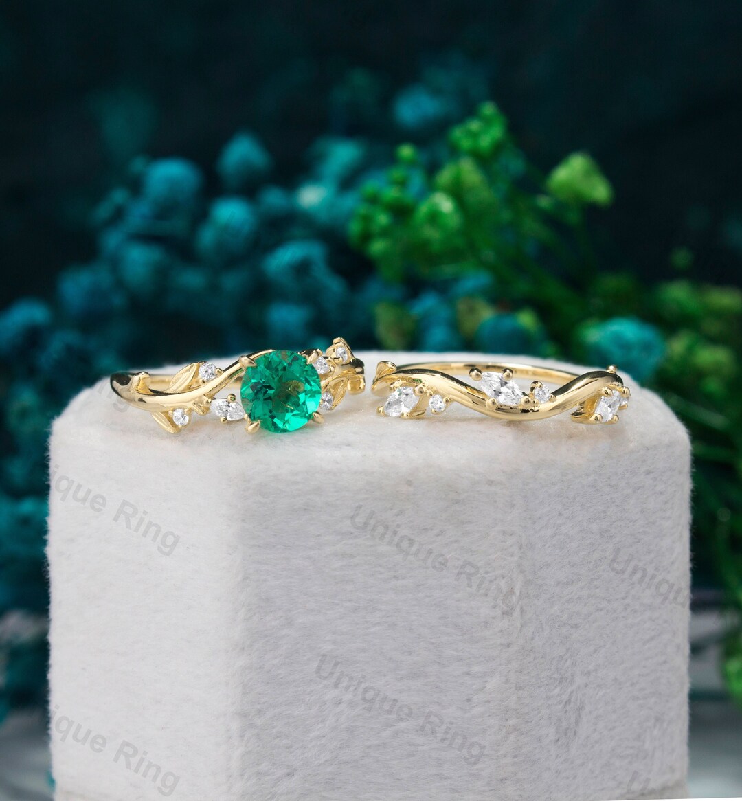 Cottagecore Emerald Engagement Ring Set for Natural Theme Wedding ...