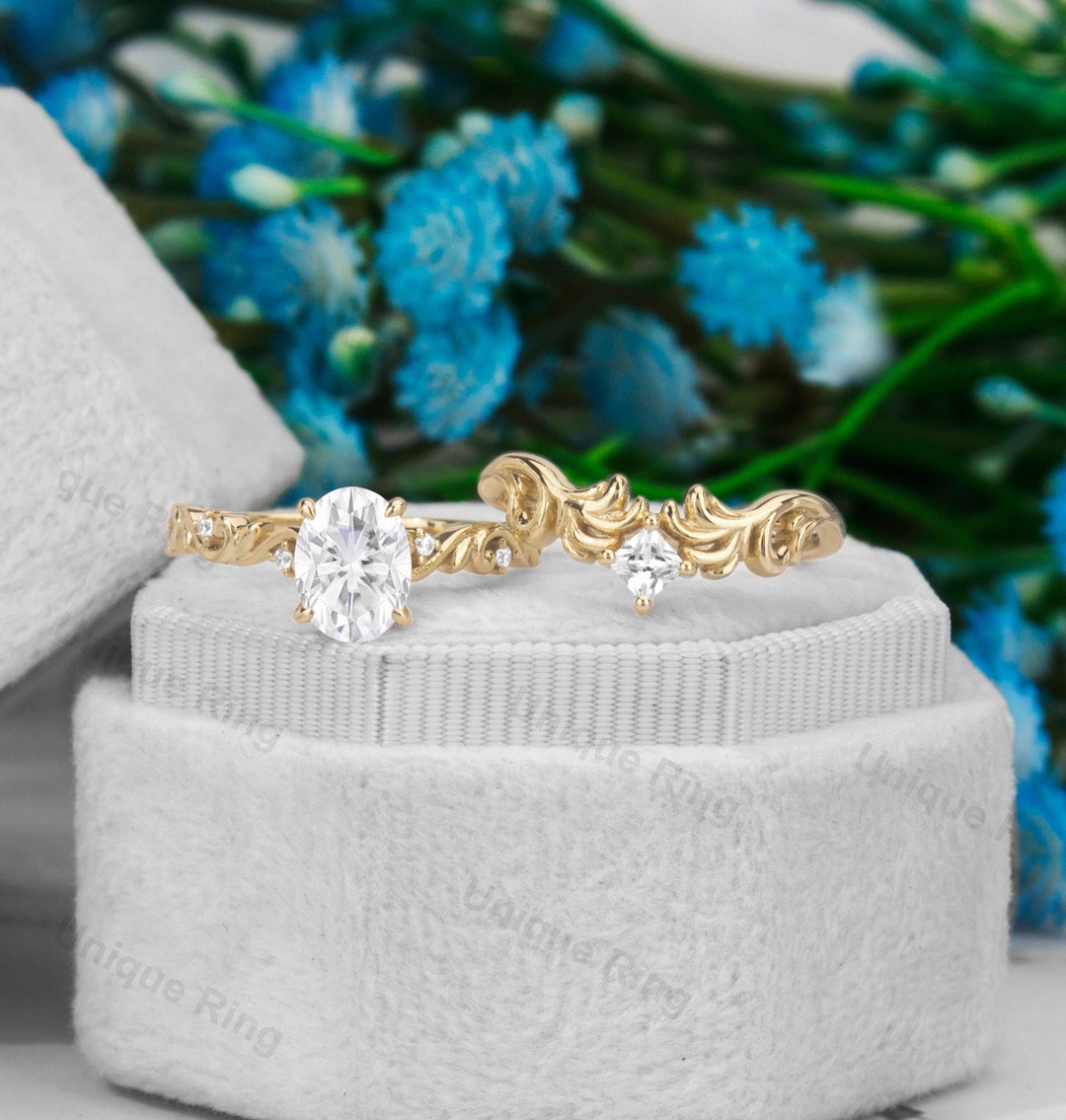 Oval Cottagecore Moissanite Engagement Ring Set princess Cut - Etsy