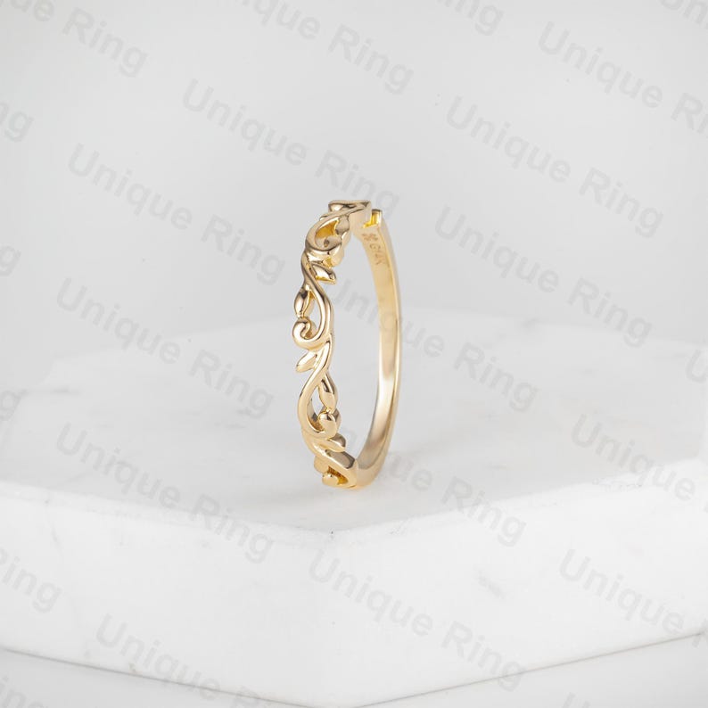 Vintage 14K Gold Floral Leaf Ring: Celtic Cottagecore Engagement Ring ...