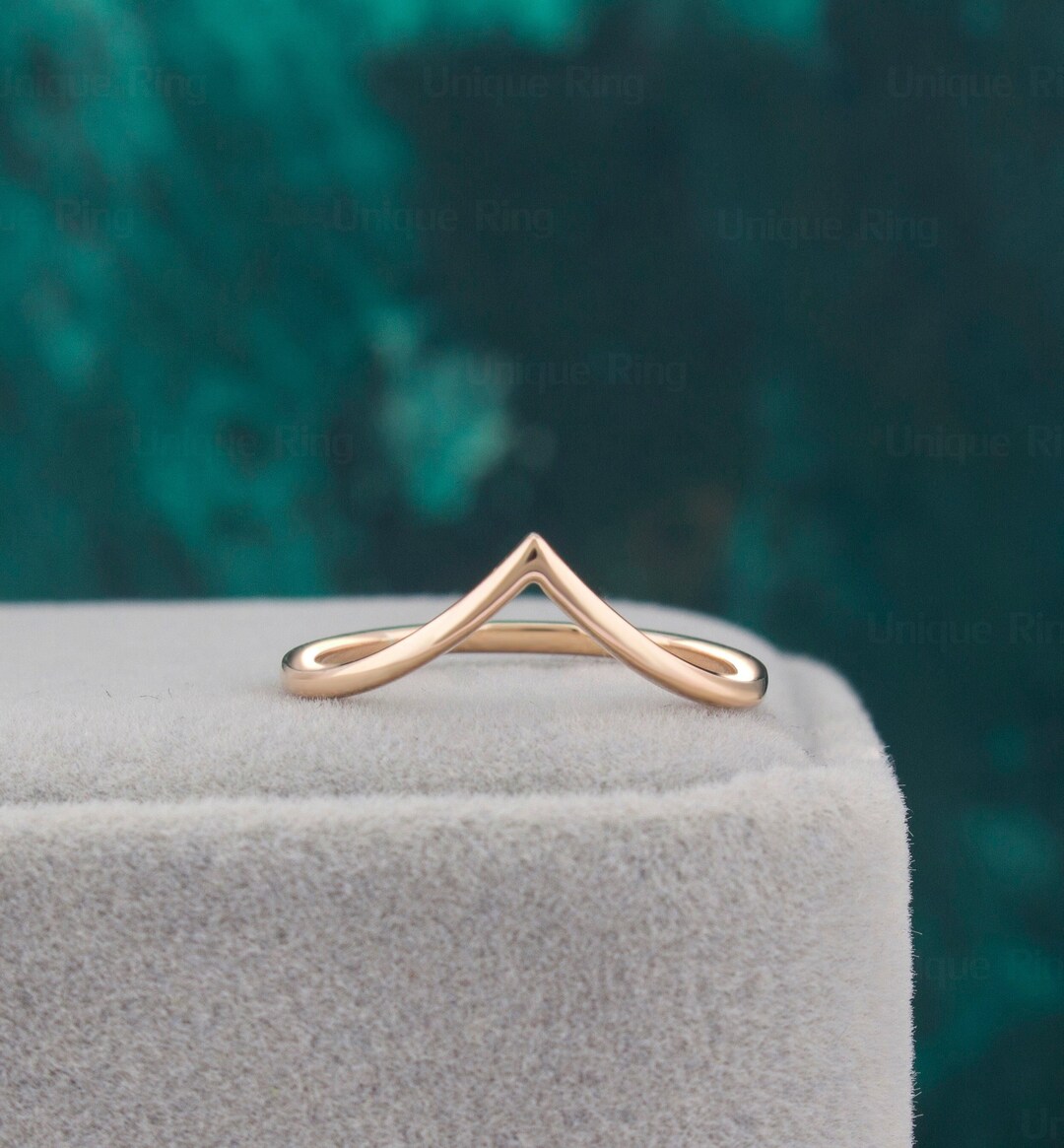 V-shaped Simple Stackable Wedding Band, Perfect Chevron Ring for ...