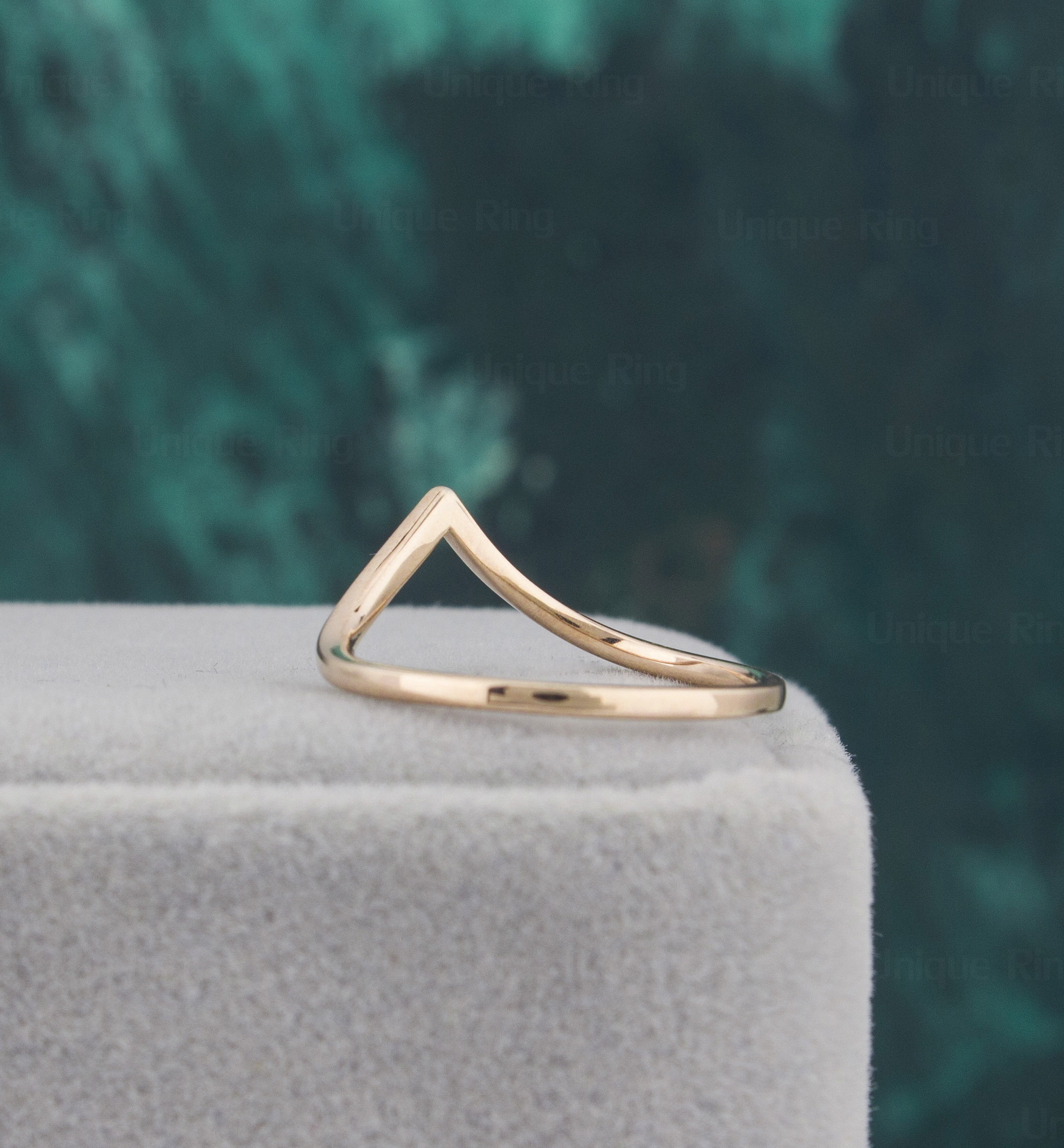 V-shaped Simple Stackable Wedding Band Perfect Chevron Ring | Etsy