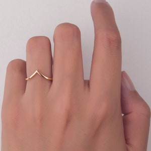 V-shaped Simple Stackable Wedding Band, Perfect Chevron Ring for ...