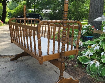 Antique Baby Crib - Etsy