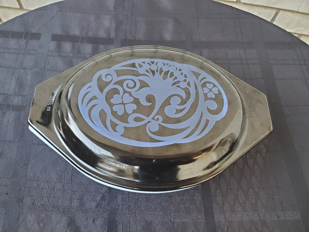 Vintage Pyrex Midnight Bloom Casserole Dish With Lid - Etsy