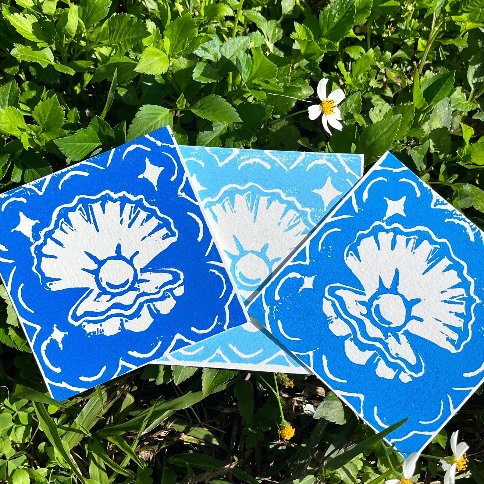 Handprinted Linoleum Print, Oyster Shell Ocean Print 4x4in - Etsy