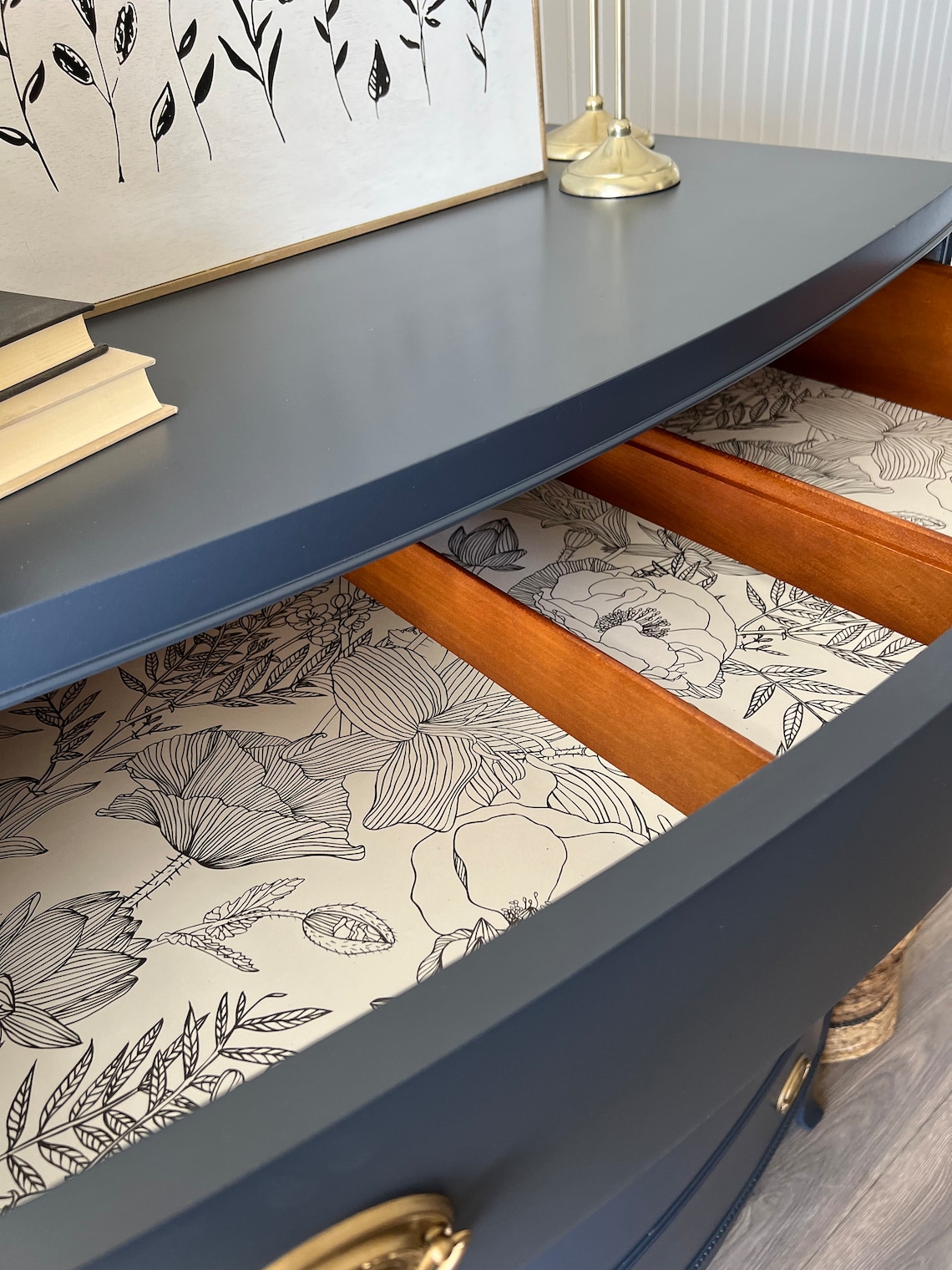 SOLD • Hepplewhite 5 Drawer Dresser Solid Wood Mahogany Chest of ...