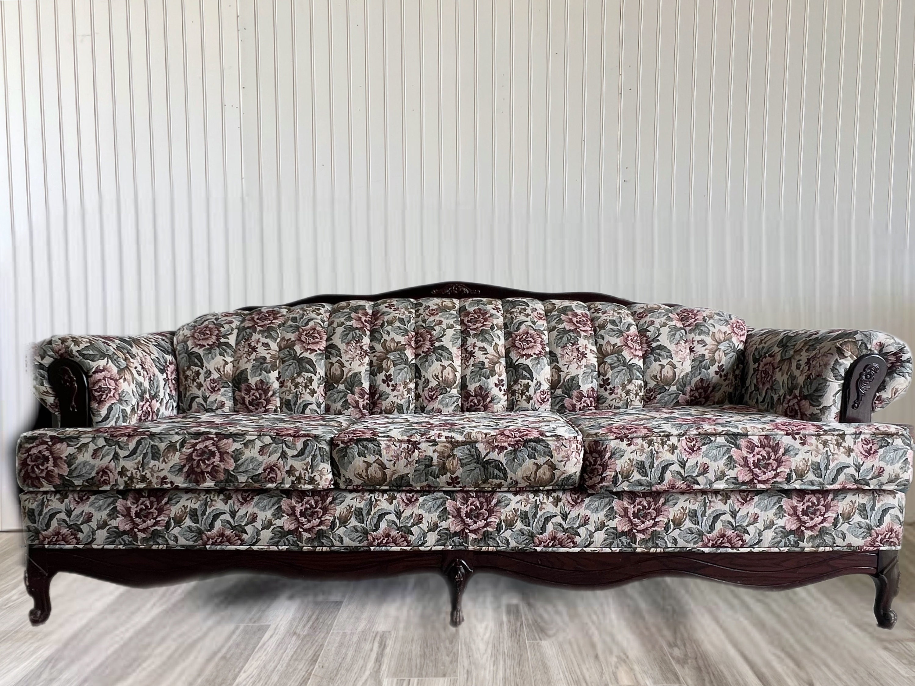 Value Victorian Sofas Broyhill