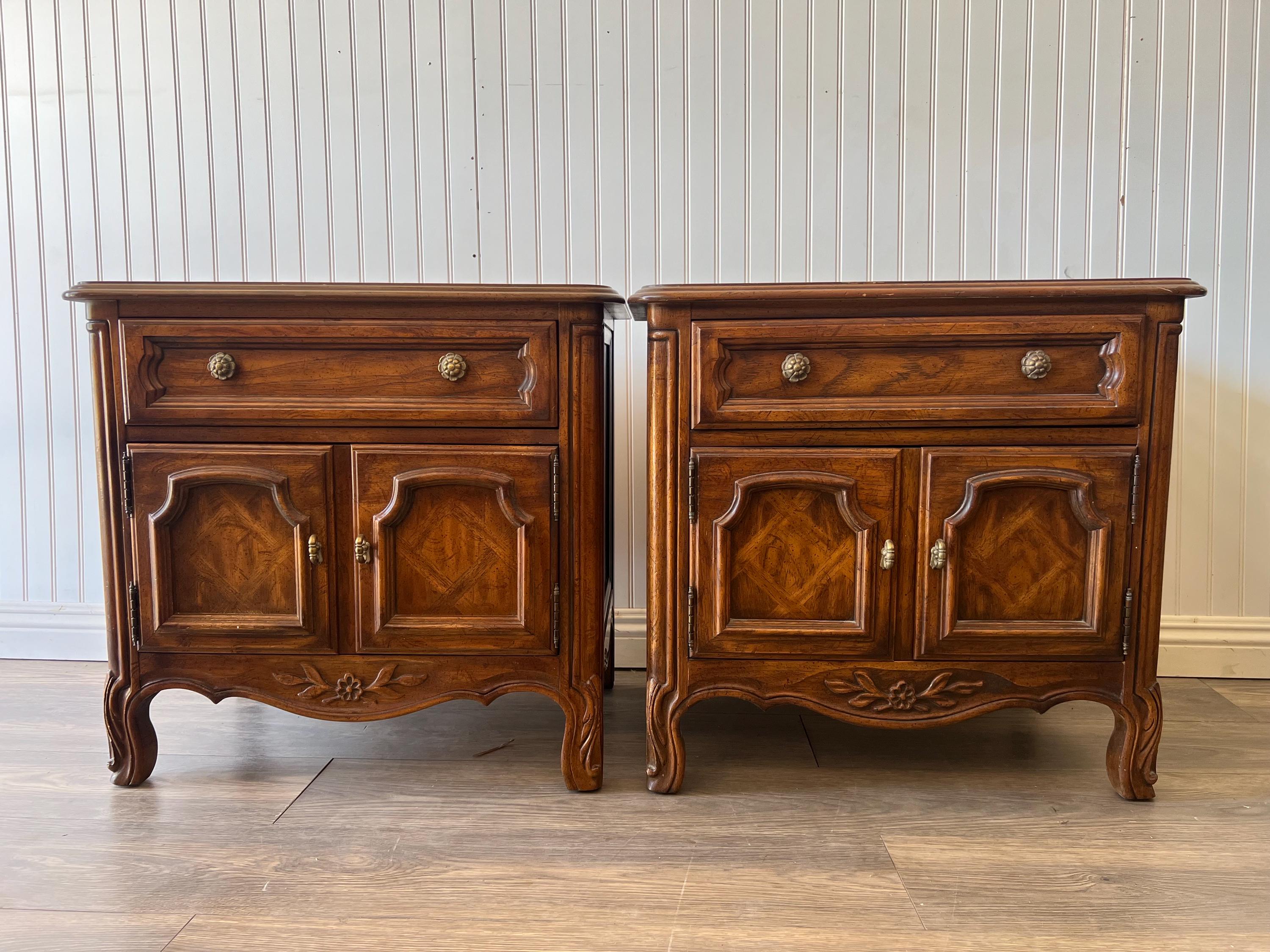 PAINT ME Vintage French Provincial Country Farmhouse Nightstand Set ...