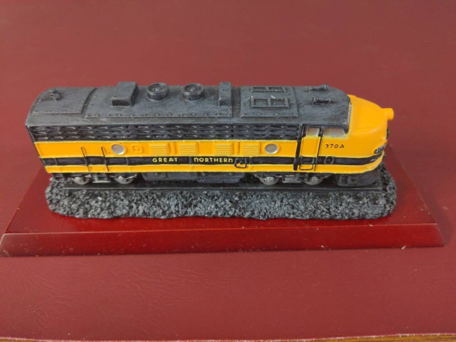 2 Avon Legendary Locomotives American 4-4-0 and Great Northern - Etsy