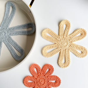 Crochet Flower Pan Protector Pattern: Easy Floral Motif (PDF Pattern ...