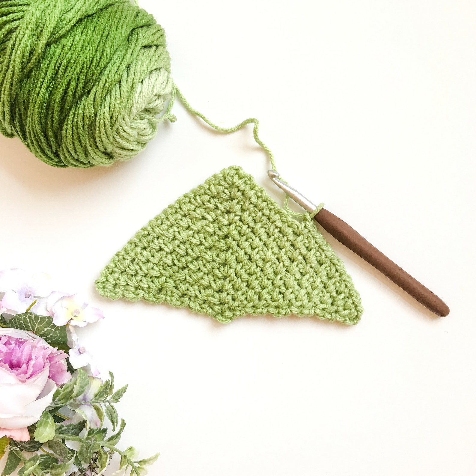 Gorgeous Triangle Crochet Scarf With Flower Edging, Flower Crochet ...