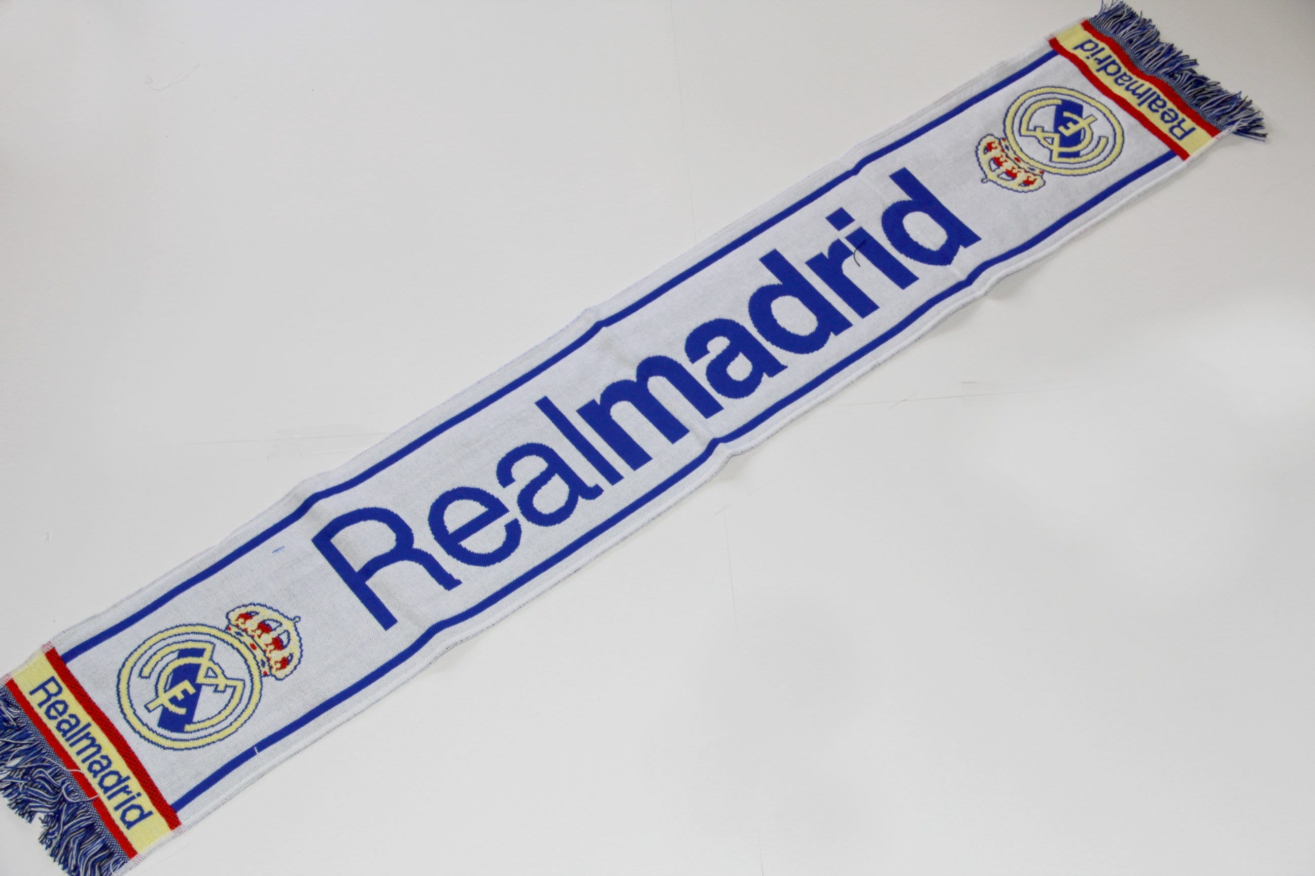 Scarf Real Madrid Madridista Spain Espana Calcio Sciarpa Scarves Gift ...