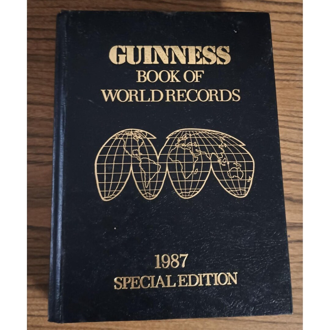 Weigh Guinness Book of World Records 1987 Special Edition Hardcover - Etsy