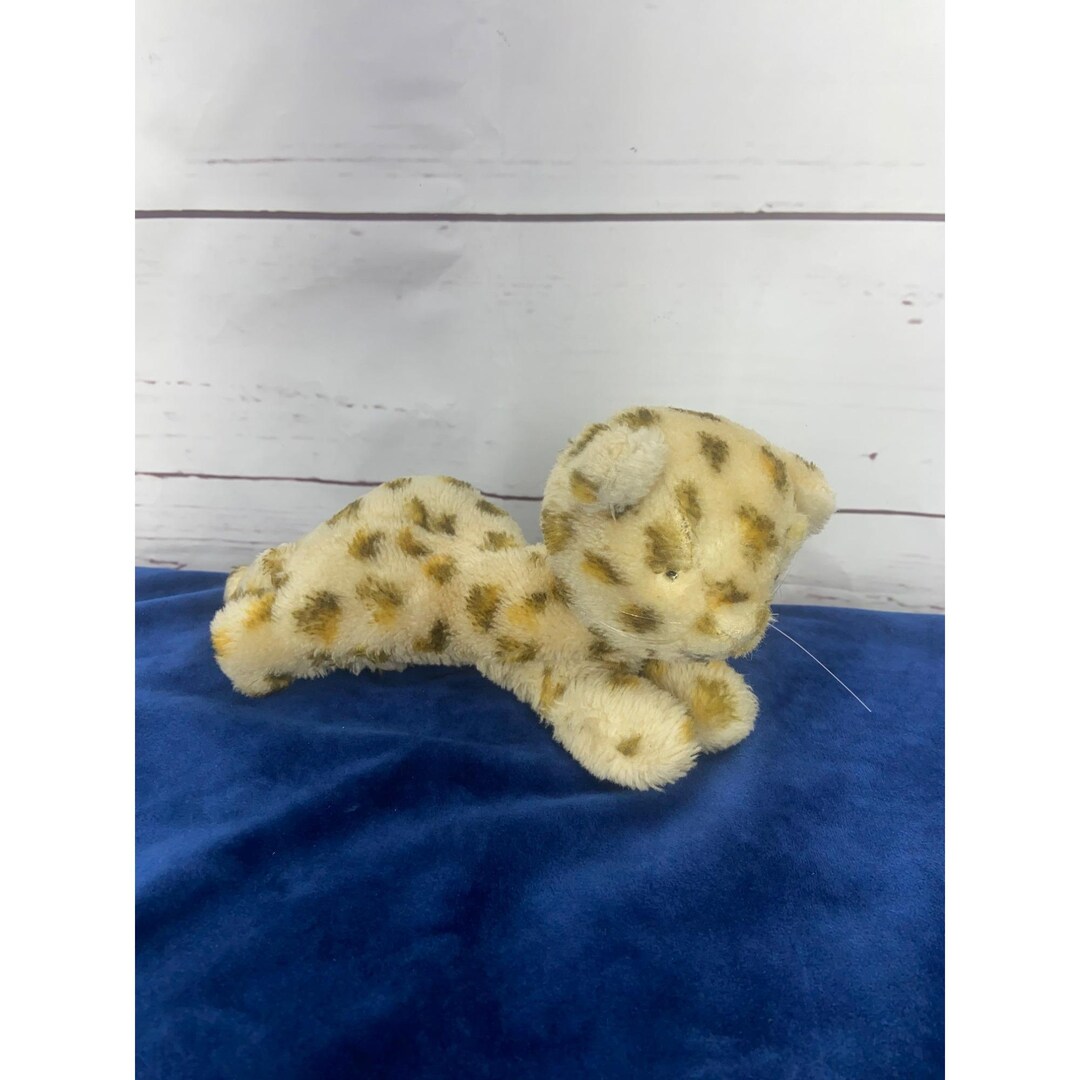 Vintage 1979 Dakin Cheetah Plush Blue Eyes Ground Nutshells Stuffed ...