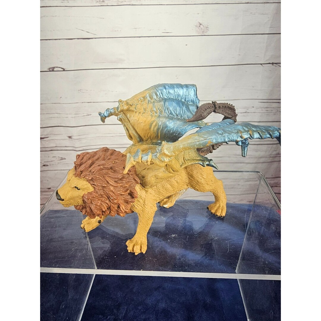 Safari Ltd. Mythical Realms Manticore Realistic Hand Painted Toy ...