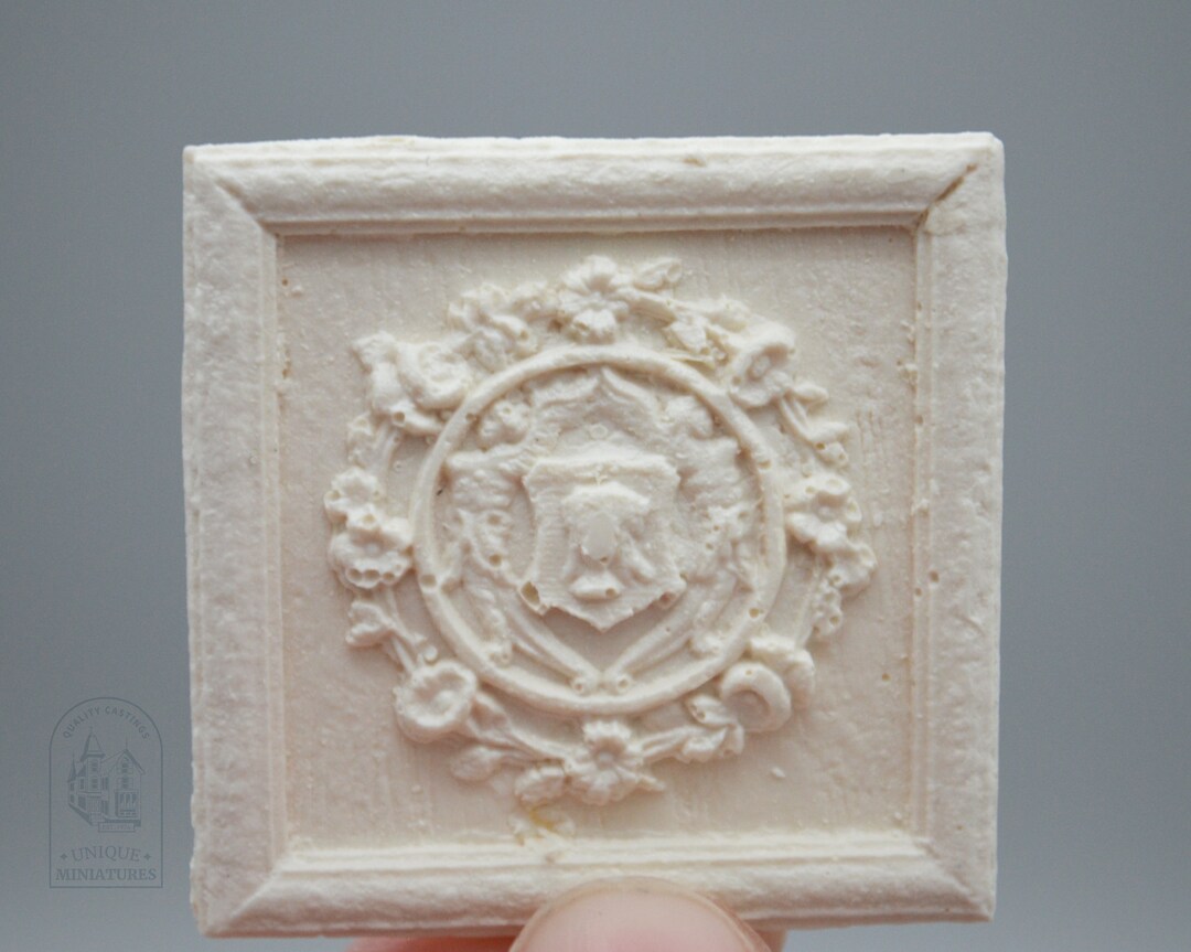 Wreath and Crest Appliqués Decorative Appliqués 2 Count - Etsy