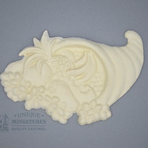 Cornucopia Appliqué | Ornament for Dollhouse - Etsy