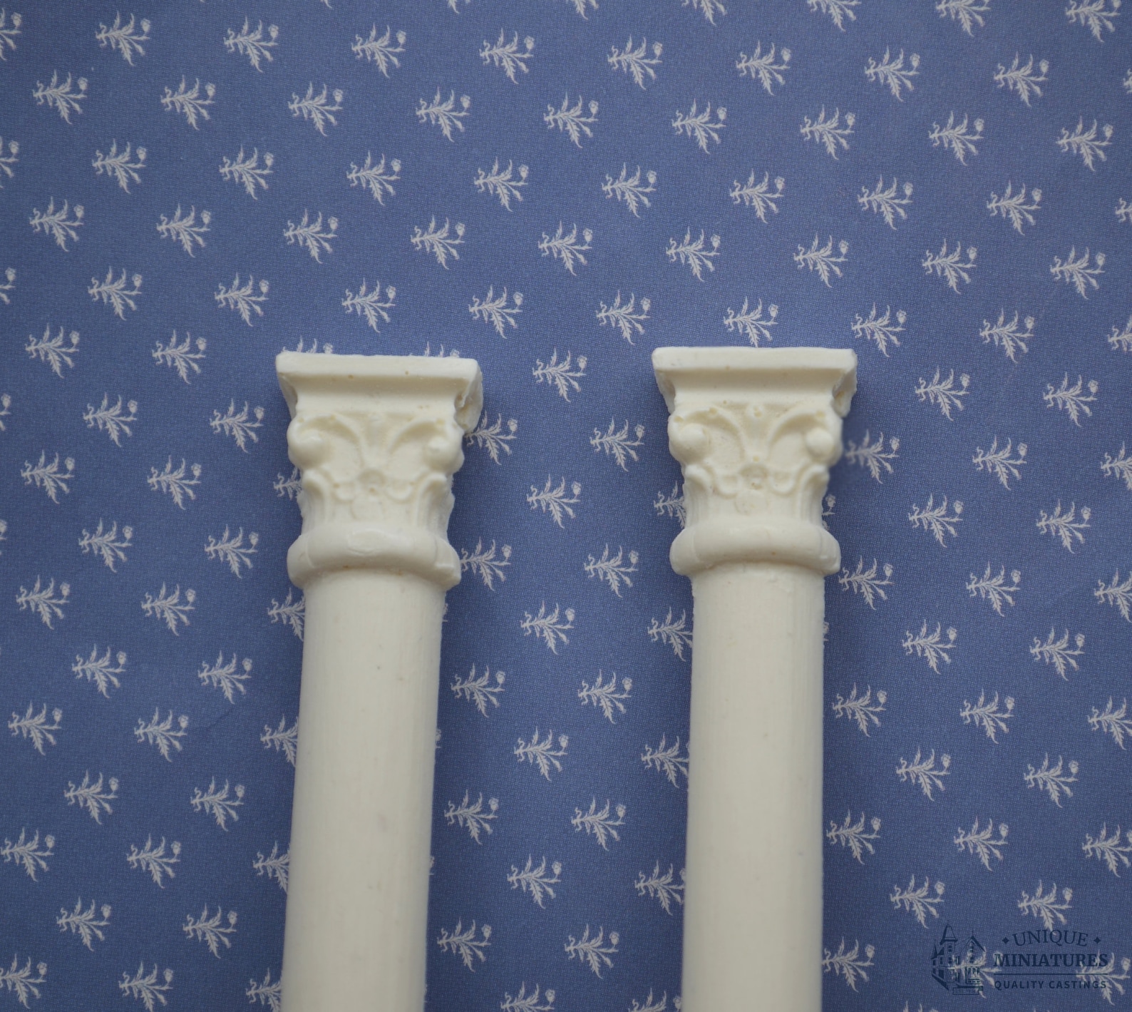 Long Carved Crest Half-round Column | Ornate Miniature Decor | Set of ...
