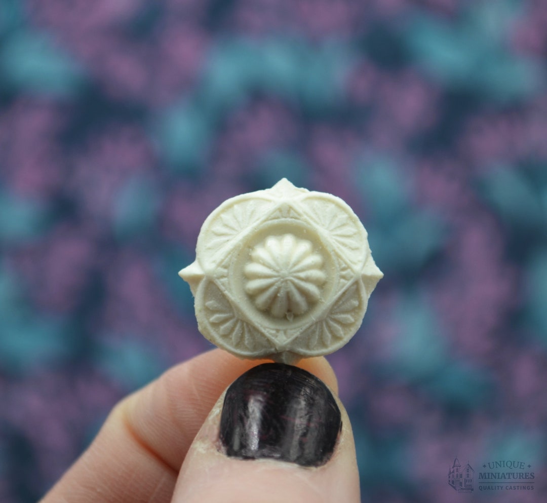 Sunrise Button Appliqué, Four (4) Count | Ornamentation for Dollhouse ...