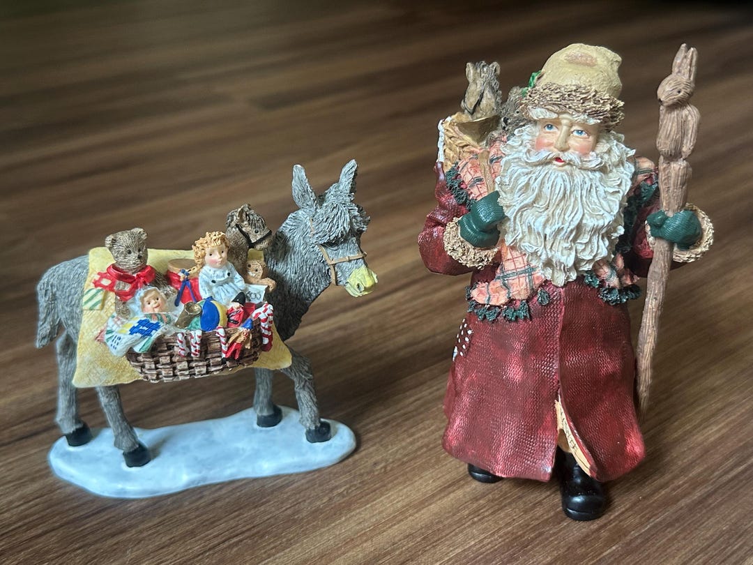 Lang & Wise Santa's Journey Figurine Set: 1998 Resin Santa and Pack ...