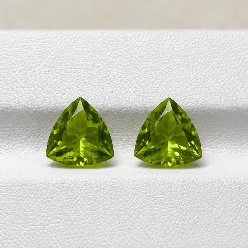 Natural Peridot, Trillion Shape, Calibrated Loose Faceted Gemstone - Etsy