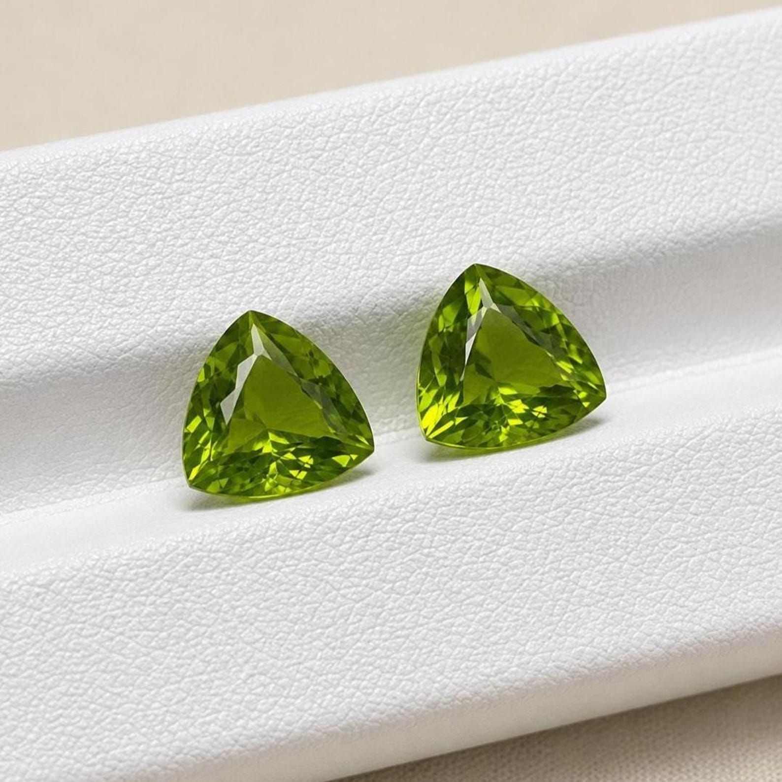 Natural Peridot, Trillion Shape, Calibrated Loose Faceted Gemstone - Etsy