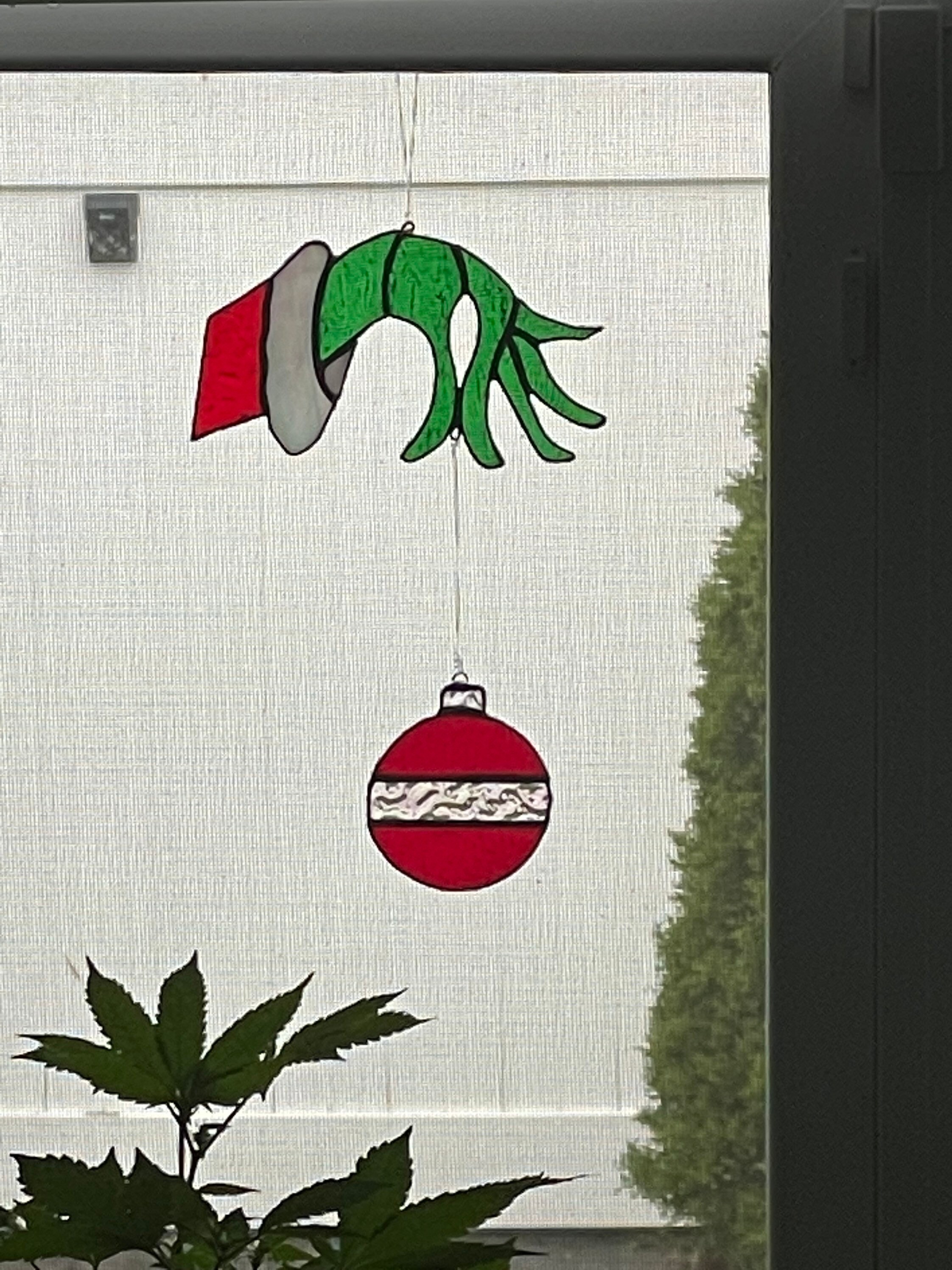 The Grinch Who Stole Christmas / Handmade Stained Glass Sun Catcher - Etsy