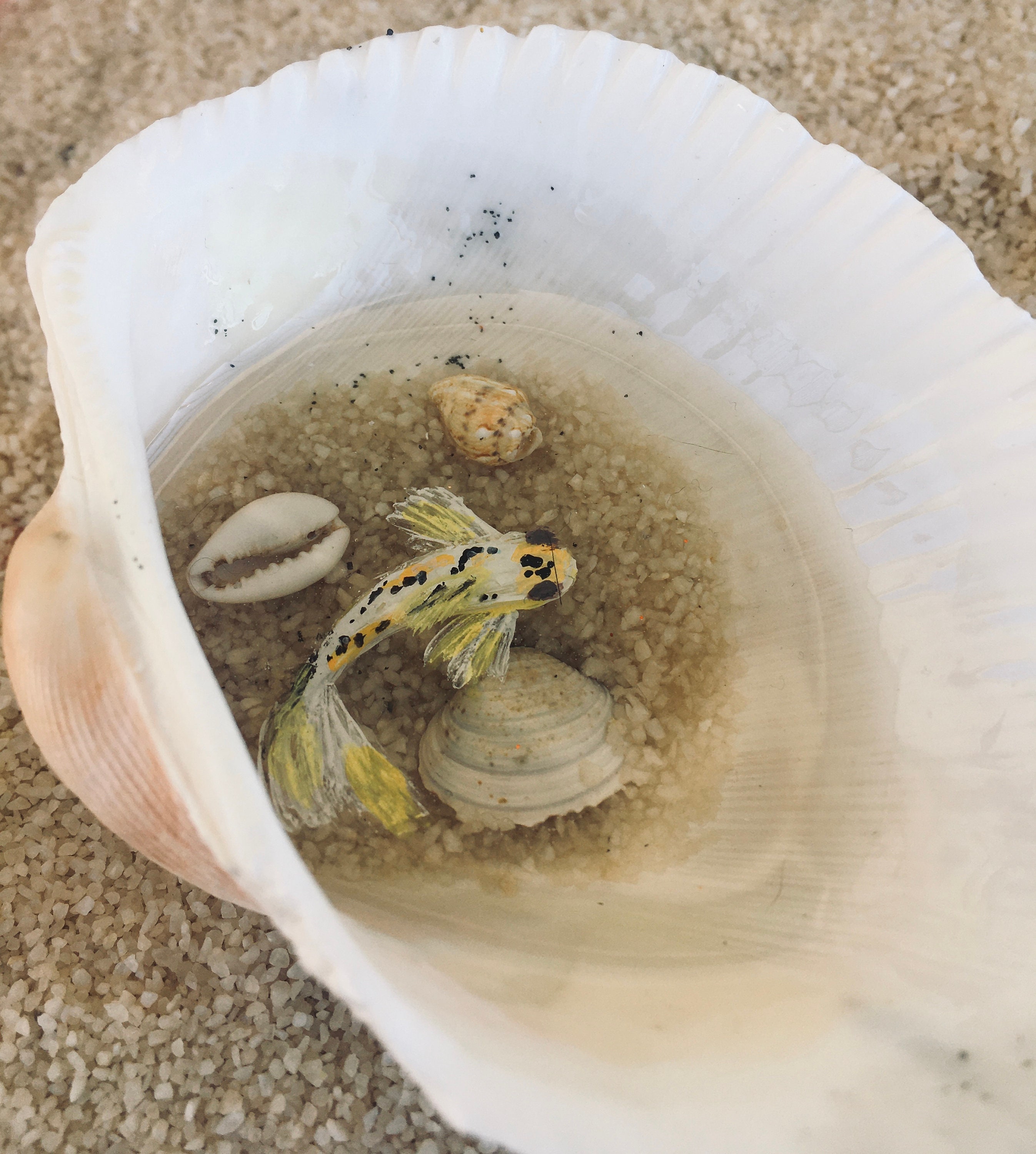 Art Objects Sculpture Resin art Resin home decor White 3D Koi Fish ...