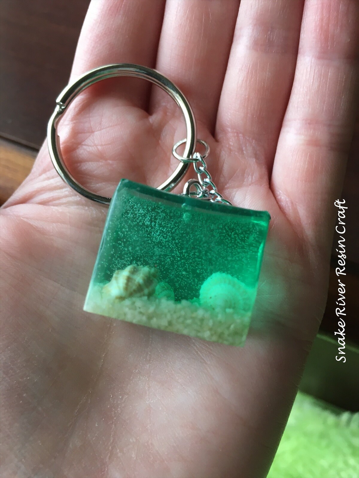 Large Cube Ocean Shell Diorama Keychain, Gifts for Everyone, Keychain ...
