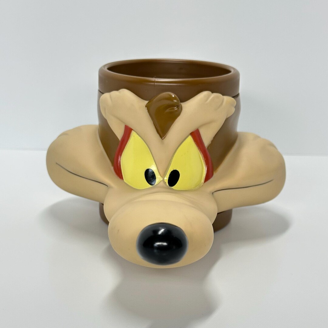 Vintage Wile E. Coyote Cup From Warner Bros, 3D Cartoon Face Cup 1992 ...