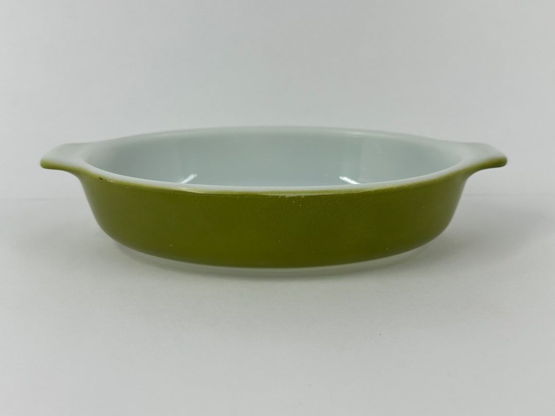 Vintage Avocado Green Pyrex Casserole Dish, Oval. - Etsy