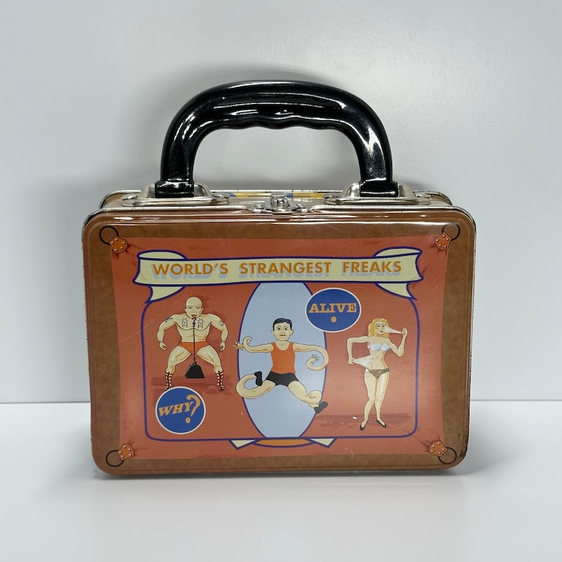 Vintage Lunch Box - Etsy