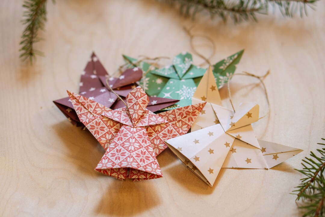 Origami Engel Angel handgefaltet als Geschenkanhänger, Baumschmuck ...