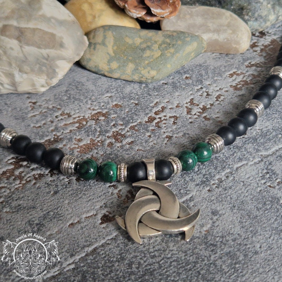 Three Horns of Odin Pendant, Beaded Triple Horn Necklace, Mens Viking ...